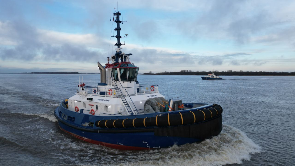 Riviera - News Content Hub - Fairplay welcomes two tugs, names two others