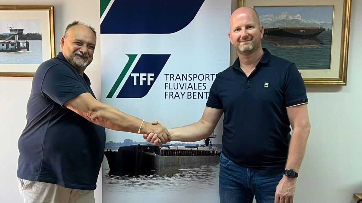 Riviera - News Content Hub - Pusher tug ordered for Uruguay pulp transport