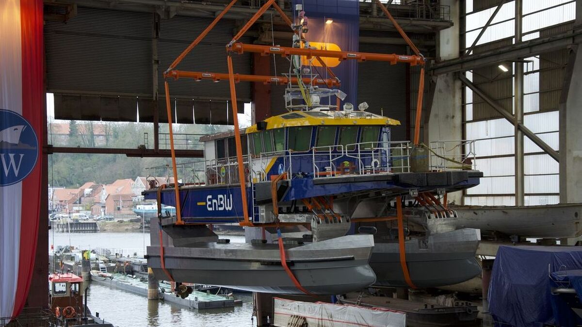 Riviera - News Content Hub - First CTV with Nauti-Craft hull suspension ...