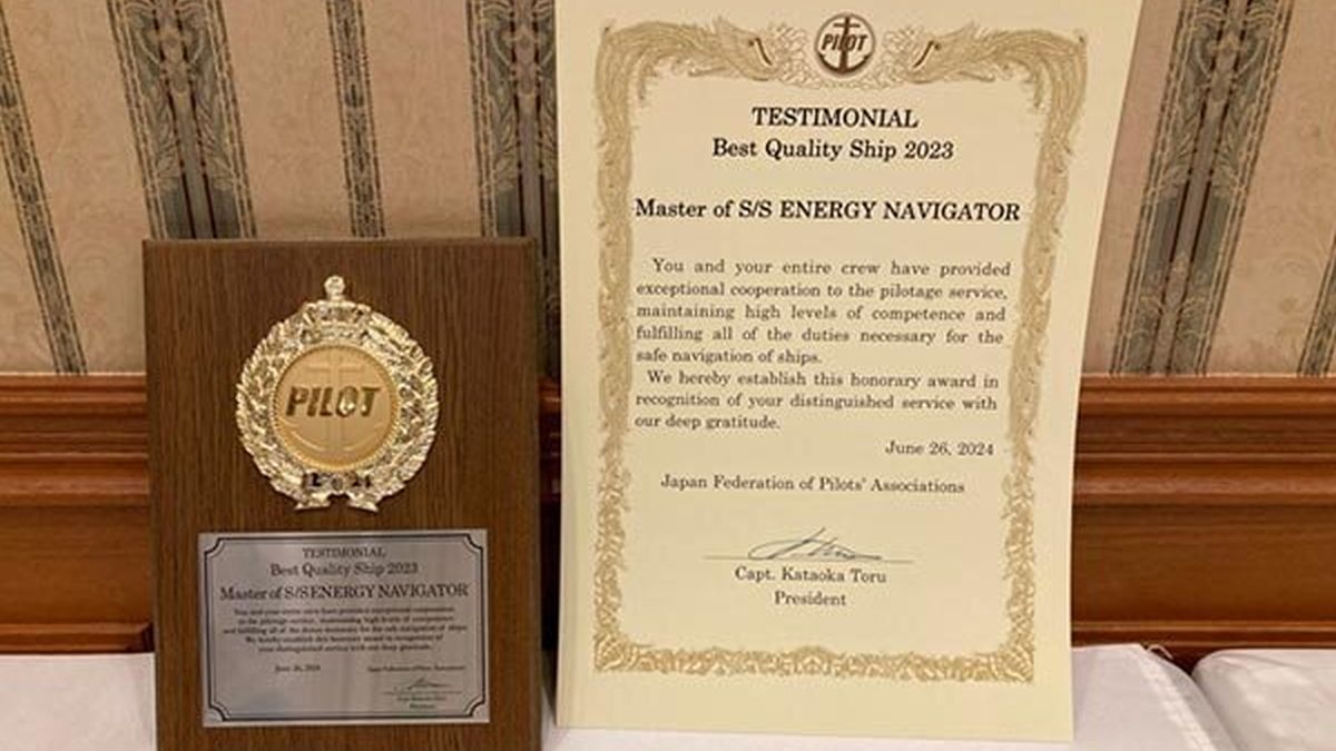 Riviera - News Content Hub - MOL LNG carrier recognised for safety in ...