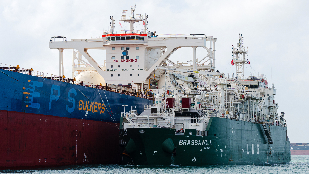 Riviera - News Content Hub - Shell to boost LNG portfolio with Pavilion ...