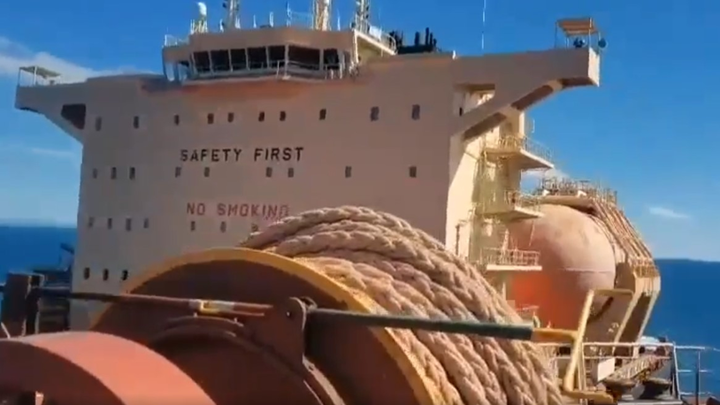 Riviera - News Content Hub - Video: LNG-capable bulker collision raises ...