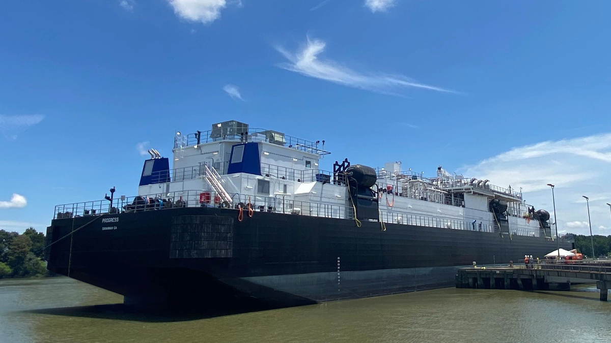 Riviera - News Content Hub - Crowley accepts delivery of massive LNG ...