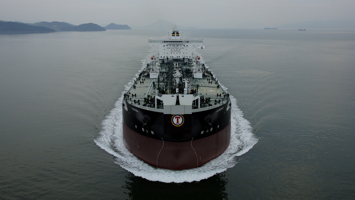 Riviera - News Content Hub - Tsakos to build another shuttle tanker