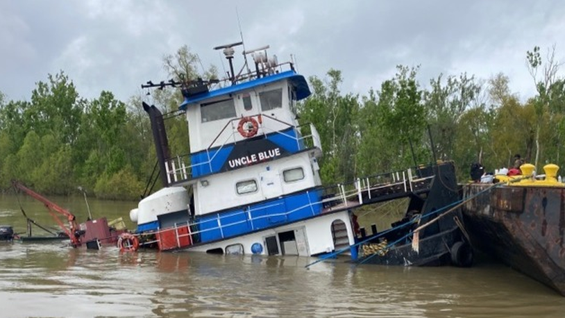 Riviera - News Content Hub - Poor hull maintenance causes towing vessel ...