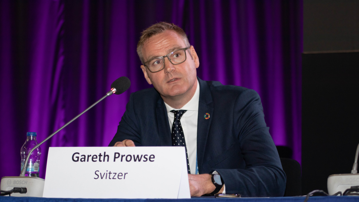 Riviera - News Content Hub - Svitzer innovates to cut tugboat emissions