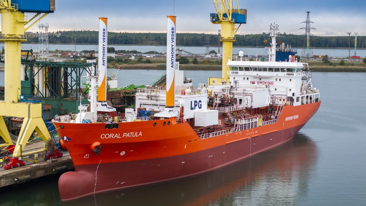 Riviera - News Content Hub - Anthony Veder is first owner to add wind ...