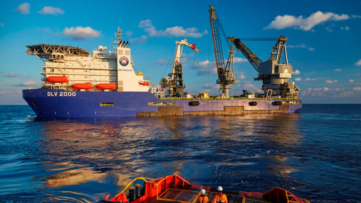 Riviera - News Content Hub - McDermott’s pipelay vessel burnishes ESG credentials with ABS ...