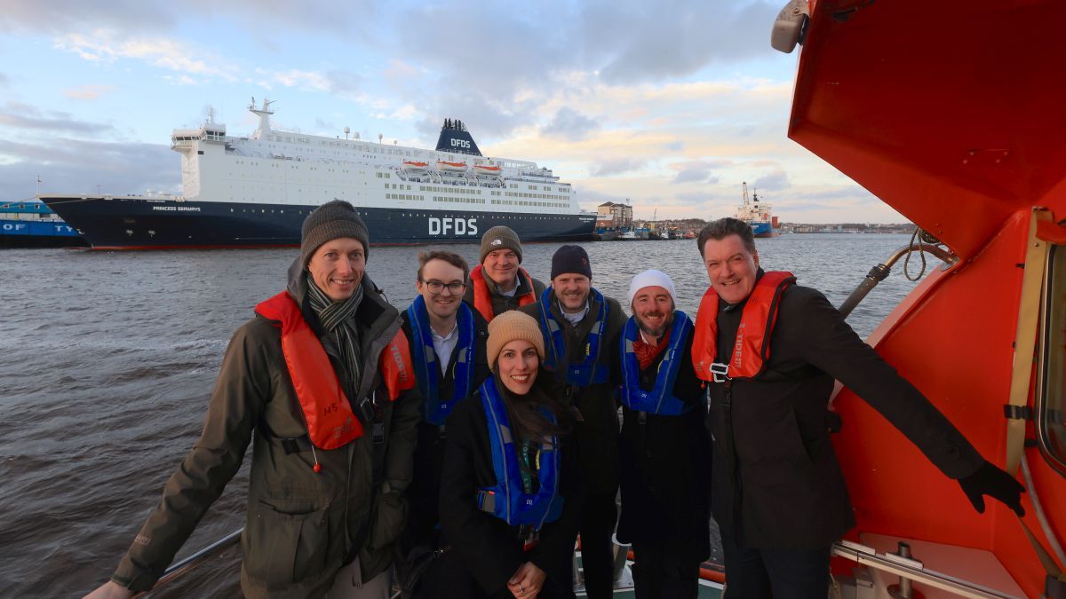 Riviera - News Content Hub - DFDS and partners launch UK-Netherlands ropax green shipping ...