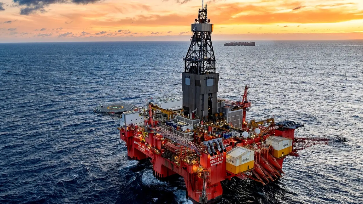 Riviera - News Content Hub - Equinor adds rig for work on Norwegian continental shelf