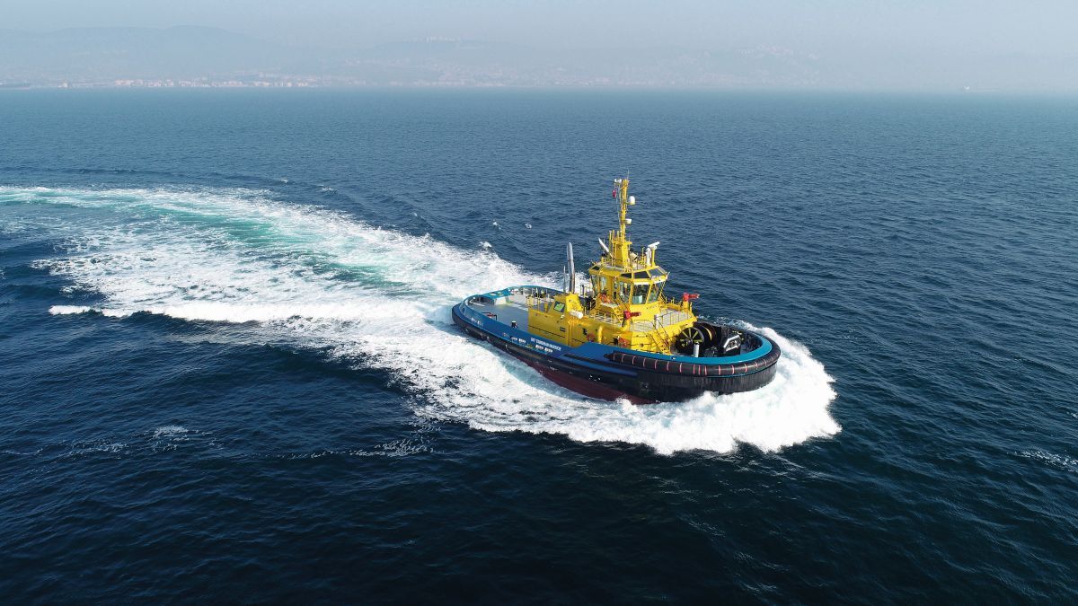 Riviera - News Content Hub - Methanol four-stroke engines ready for ...