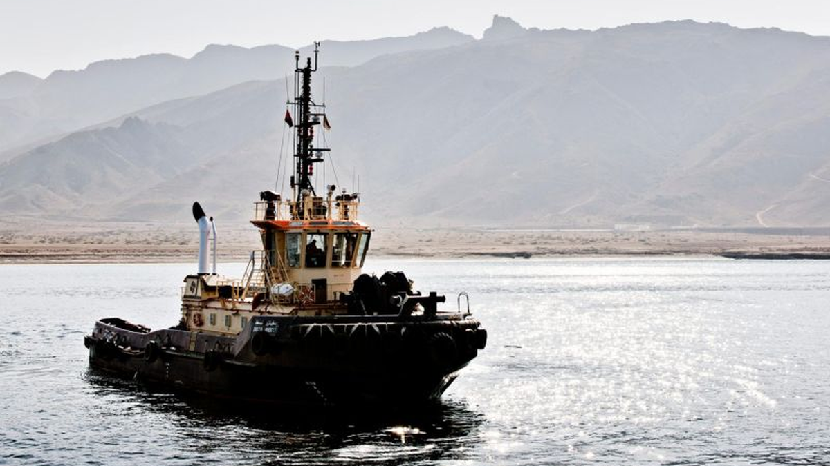 Riviera - News Content Hub - Svitzer clinches Oman LNG terminal contract