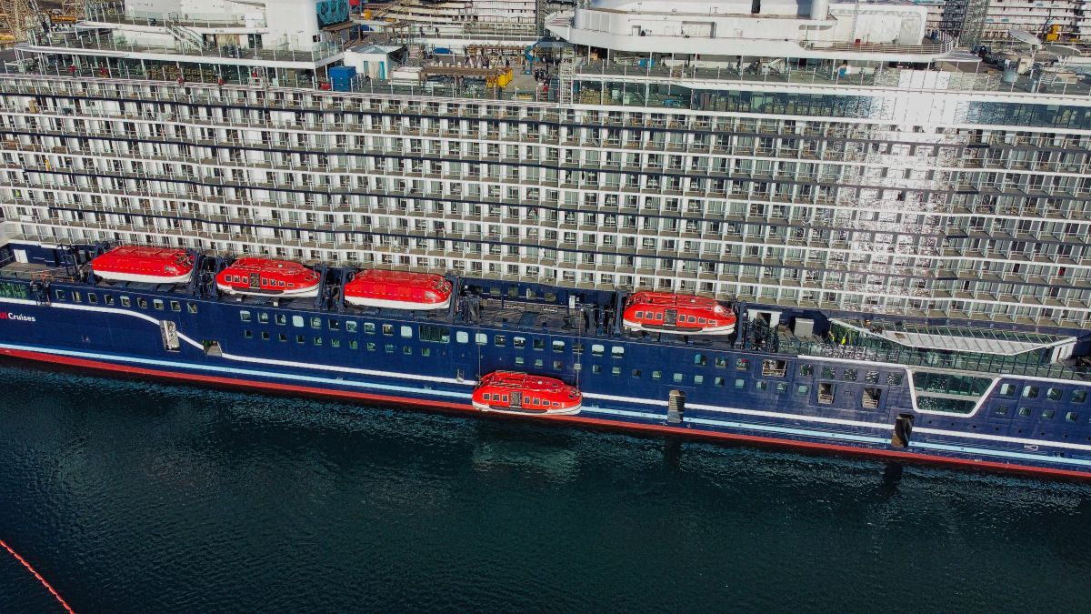 Riviera - News Content Hub - Davit deliveries for new cruise ships