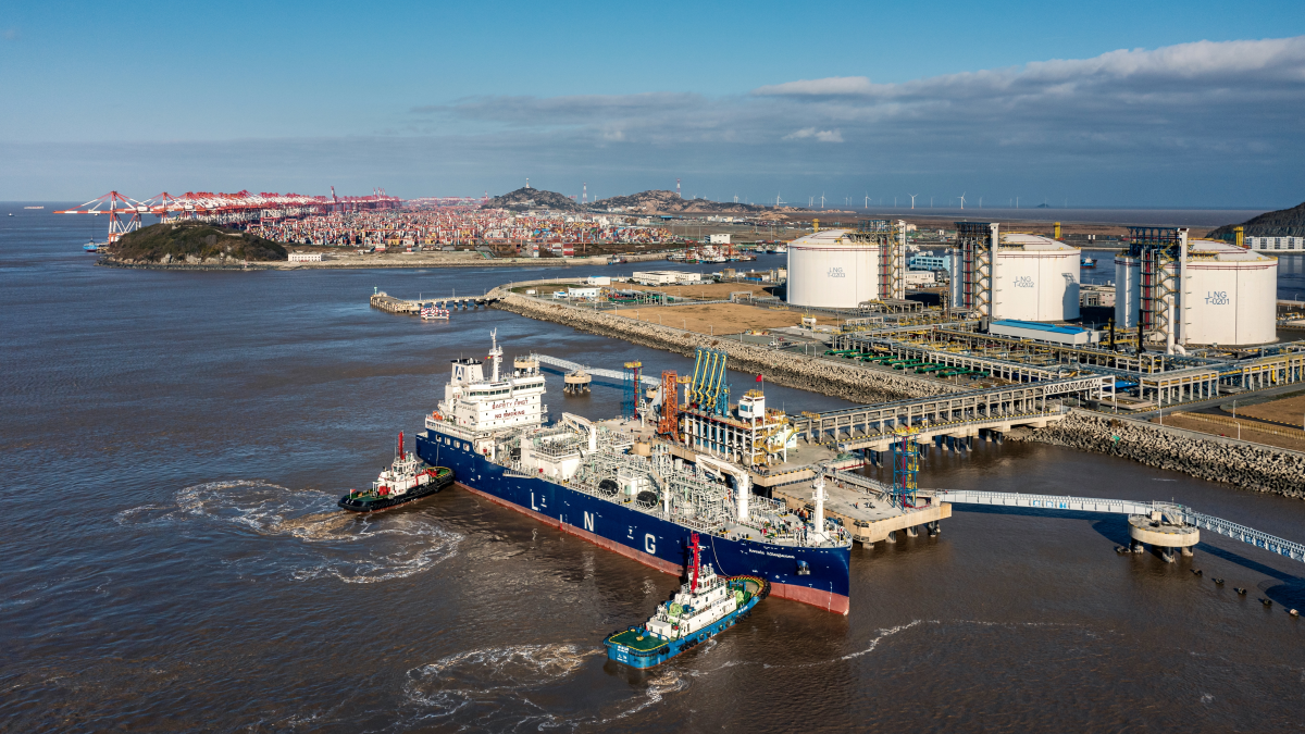 Riviera - LNG Shipping & Terminals