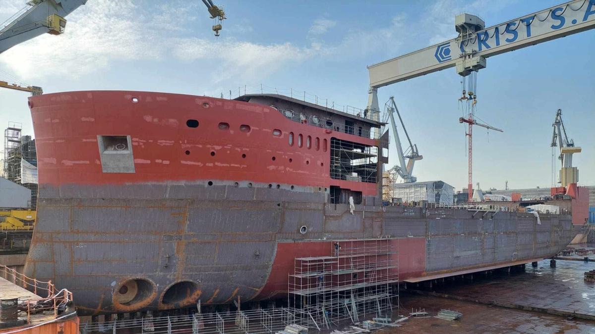 Riviera - News Content Hub - Hull of cable-lay vessel Nexans Elektra ...