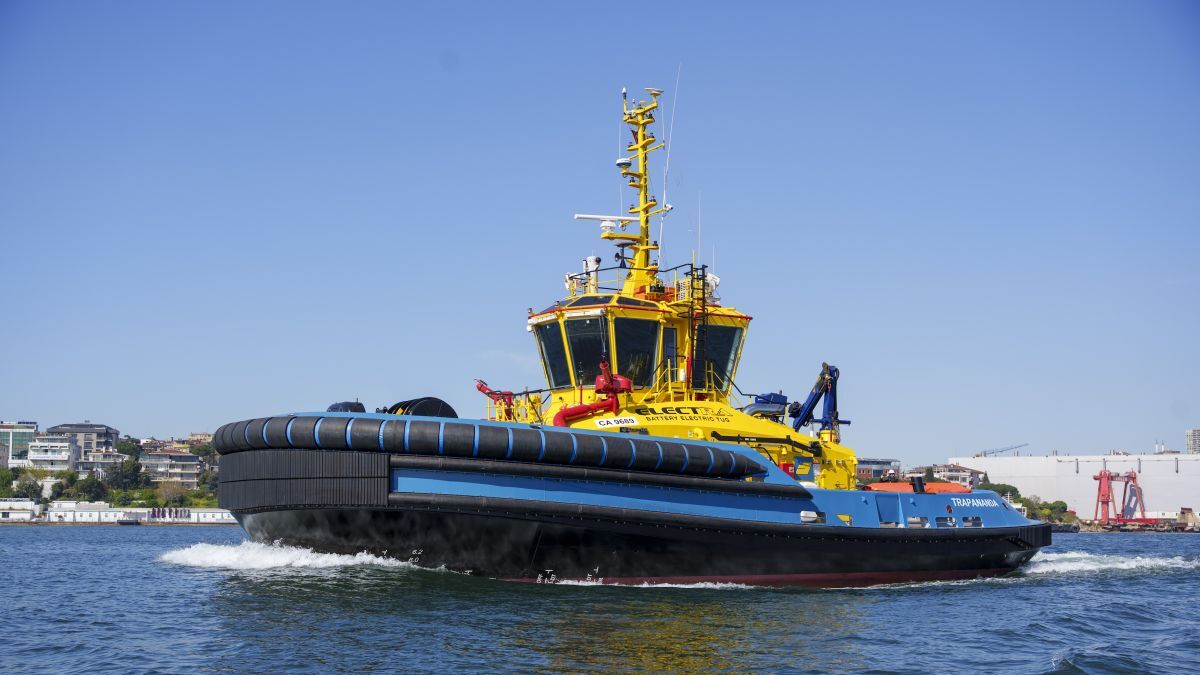 Riviera - News Content Hub - SAAM Towage leads battery tug revolution ...