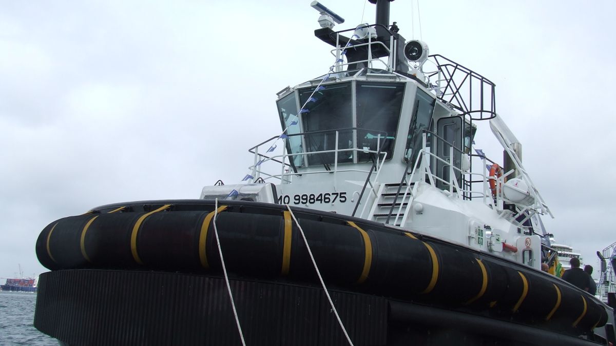 Riviera - News Content Hub - Newbuild ASD tug enhances towage, reduces ...