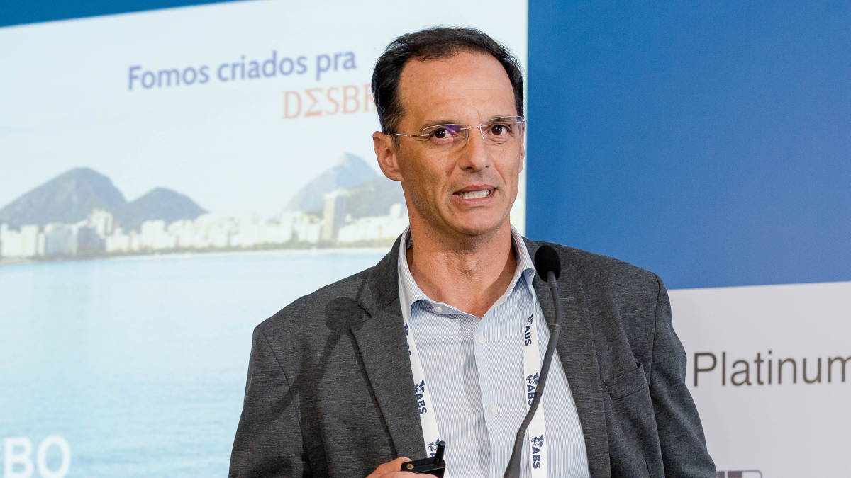 Riviera - News Content Hub - OSV executives tackle downturns, data and ...